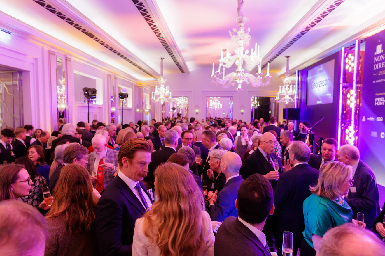 Peel Hunt - A leading UK investment bank